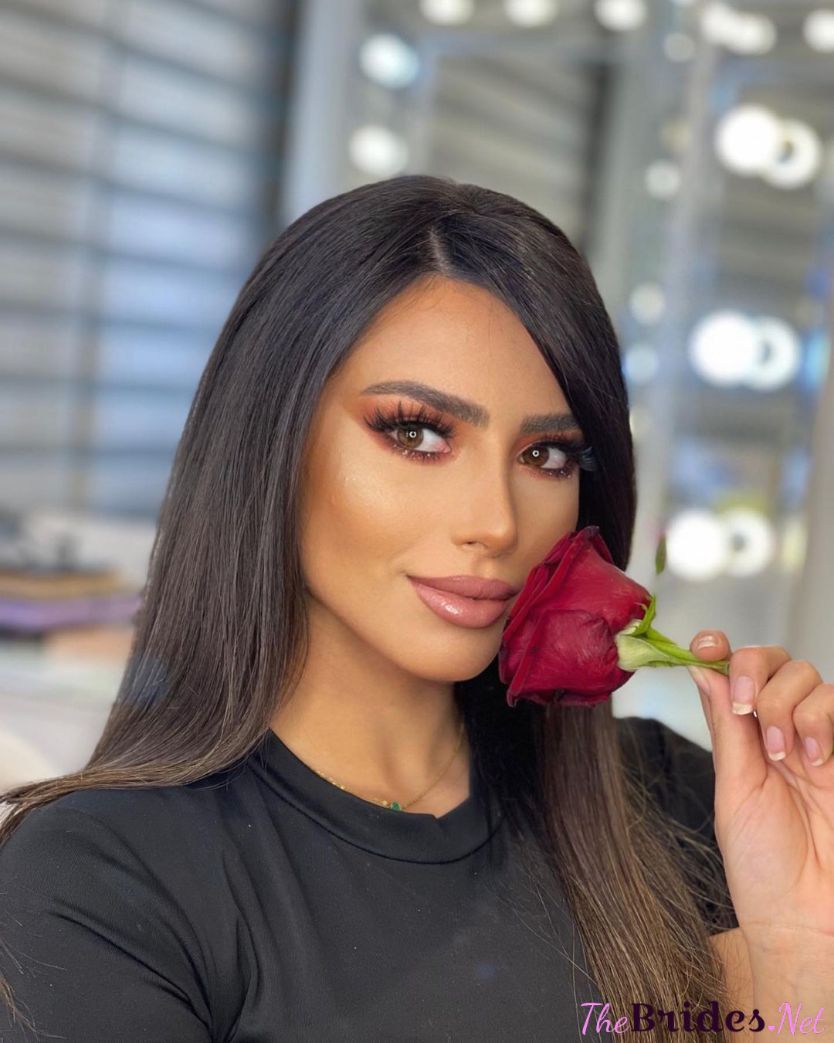 Syrian Brides: Find Single Syrian Women for Marriage